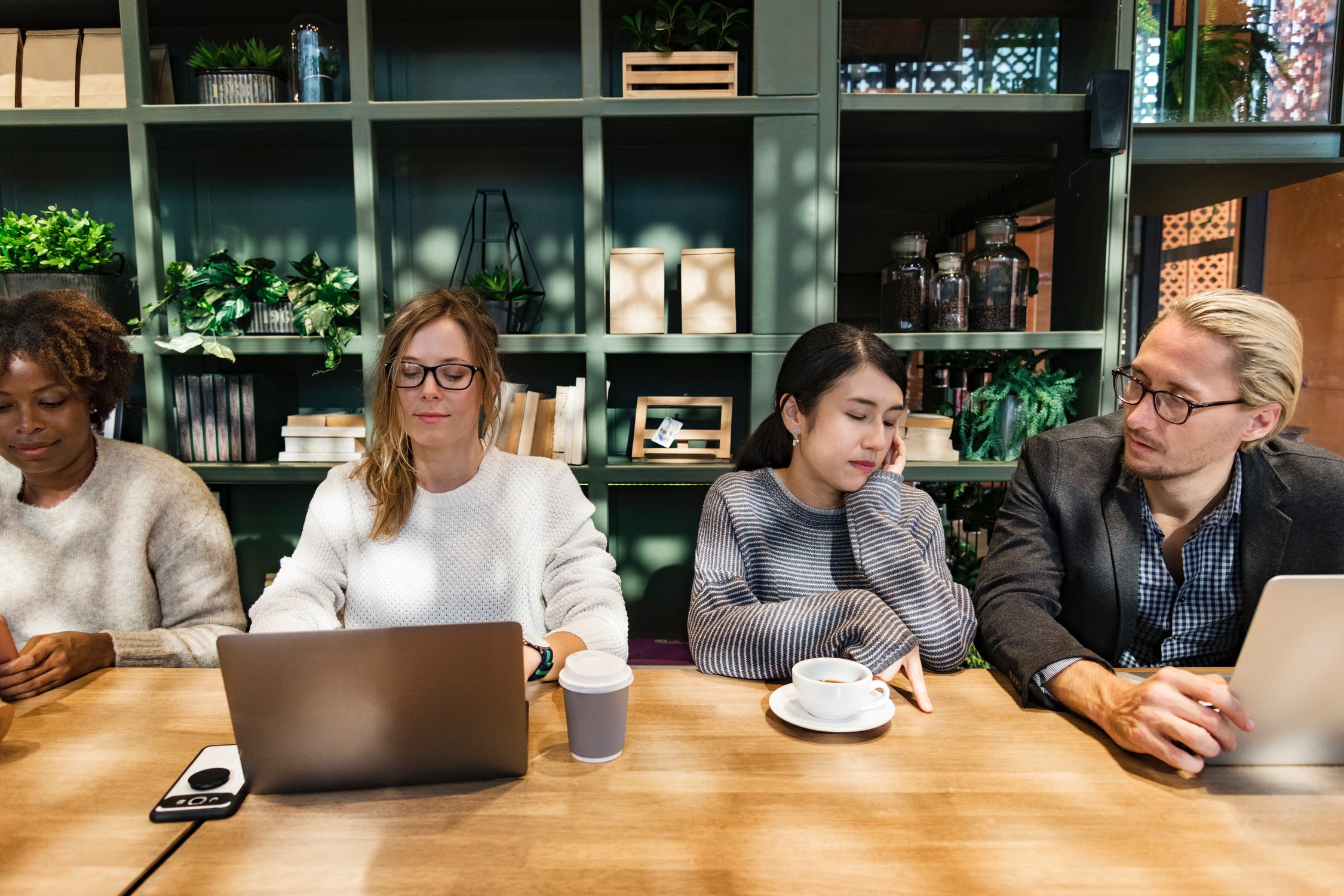 Juggling Family and Career: In the Workplace - Cogs Agency